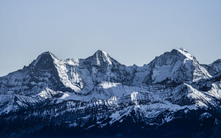 Eiger-Mönch-Jungfrau mit Bergführer I Moun2 Berg- &Skiführer